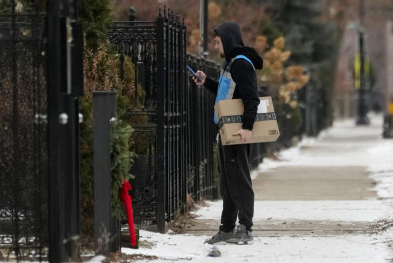 How to thank your Amazon driver with $5 for the holidays – for free