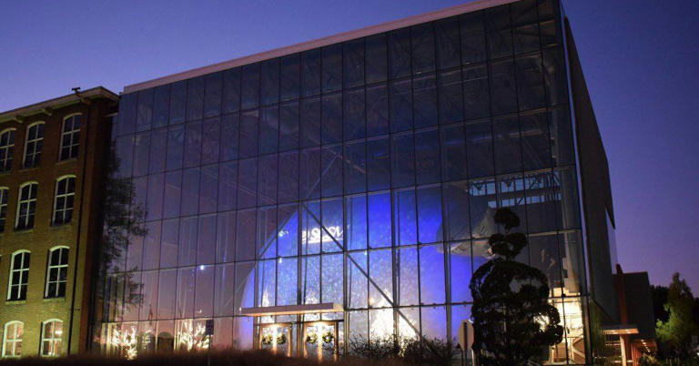 SC State Museum kicks off the holiday season with special planetarium ...