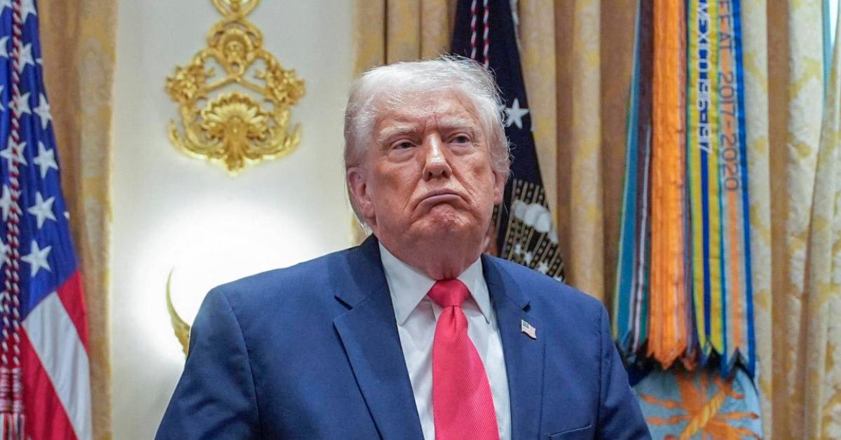 White House blasted for 'creepy' Christmas card of 'daddy' Donald Trump ...