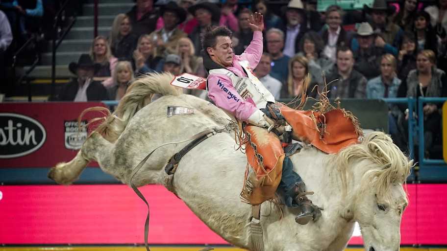 Virgil says goodbye to rodeo inside the iconic Thomas and Mack Arena