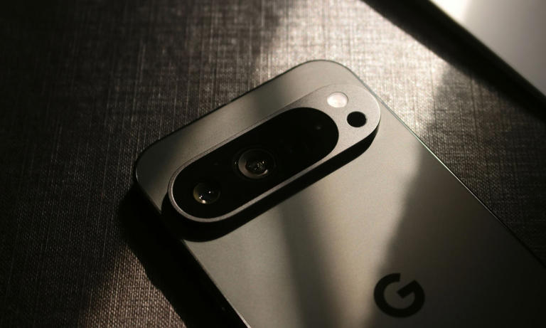 Your Wi-Fi might briefly disappear if you use Quick Share on Pixel 10