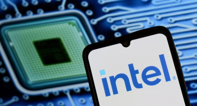 Intel stock (NASDAQ: INTC) plunges as networking unit stays in the fold