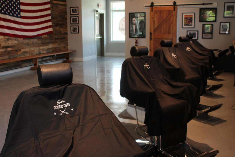 Beloved Bluffton barber dies after 'the hardest battle with colon cancer'
