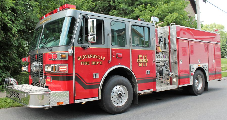 Crews extinguish Gloversville fire early Thursday morning