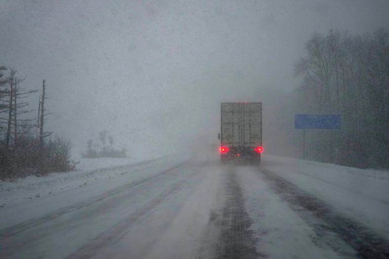 Dangerous snow squall moves into New York as conditions rapidly deteriorate