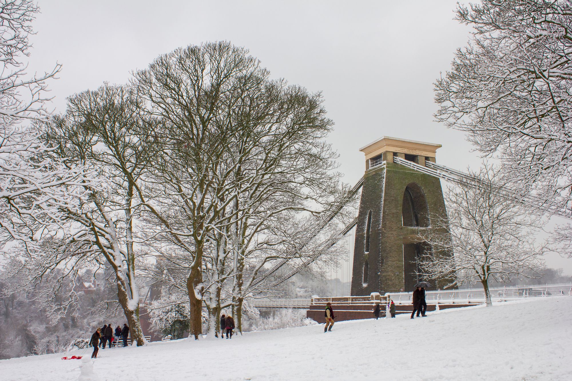 Hour-by-hour Bristol weather forecast as city hit with 'snow and ice ...