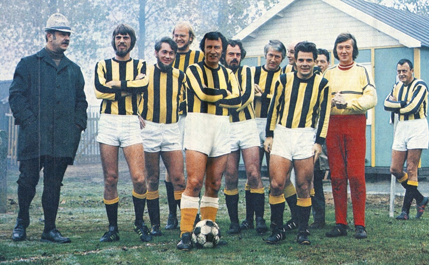 Toen Abe Lenstra als midvijftiger sterspeler was van Prins Hendrik 12