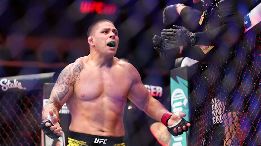 UFC 323 prelim fight card picks & predictions for Merab Dvalishvili vs ...