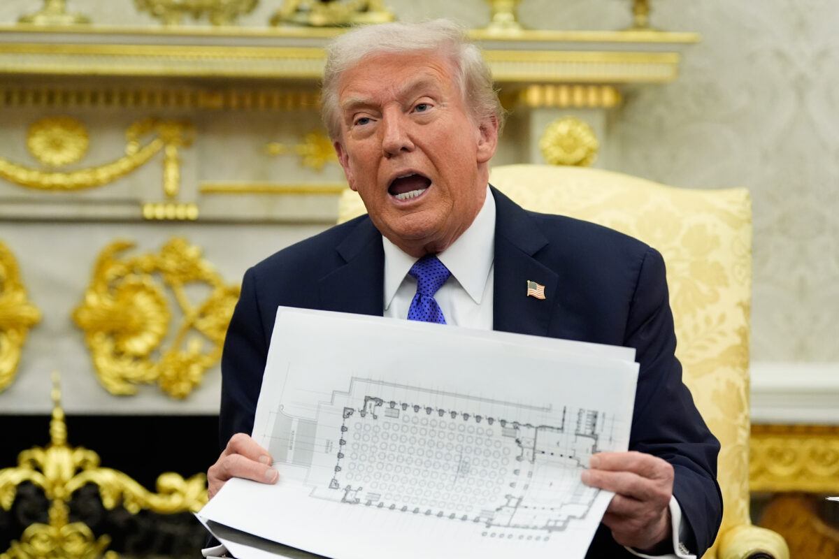 Just in: Trump replaces architect for his $300 million ballroom amid ...