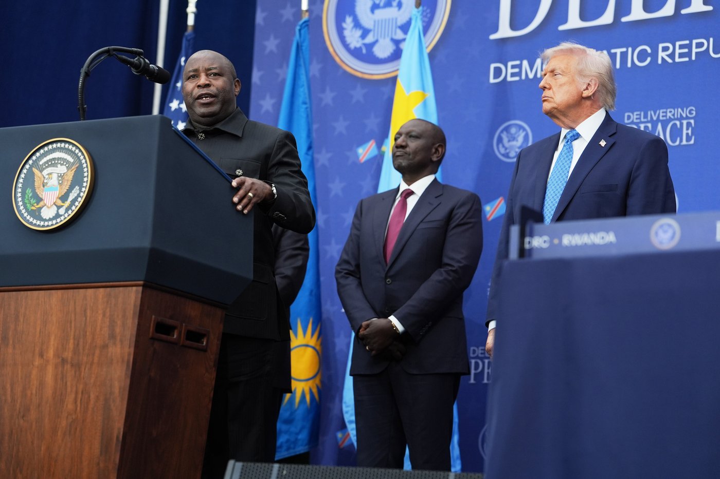 Trump praises Congo and Rwanda as they sign US-mediated peace deal