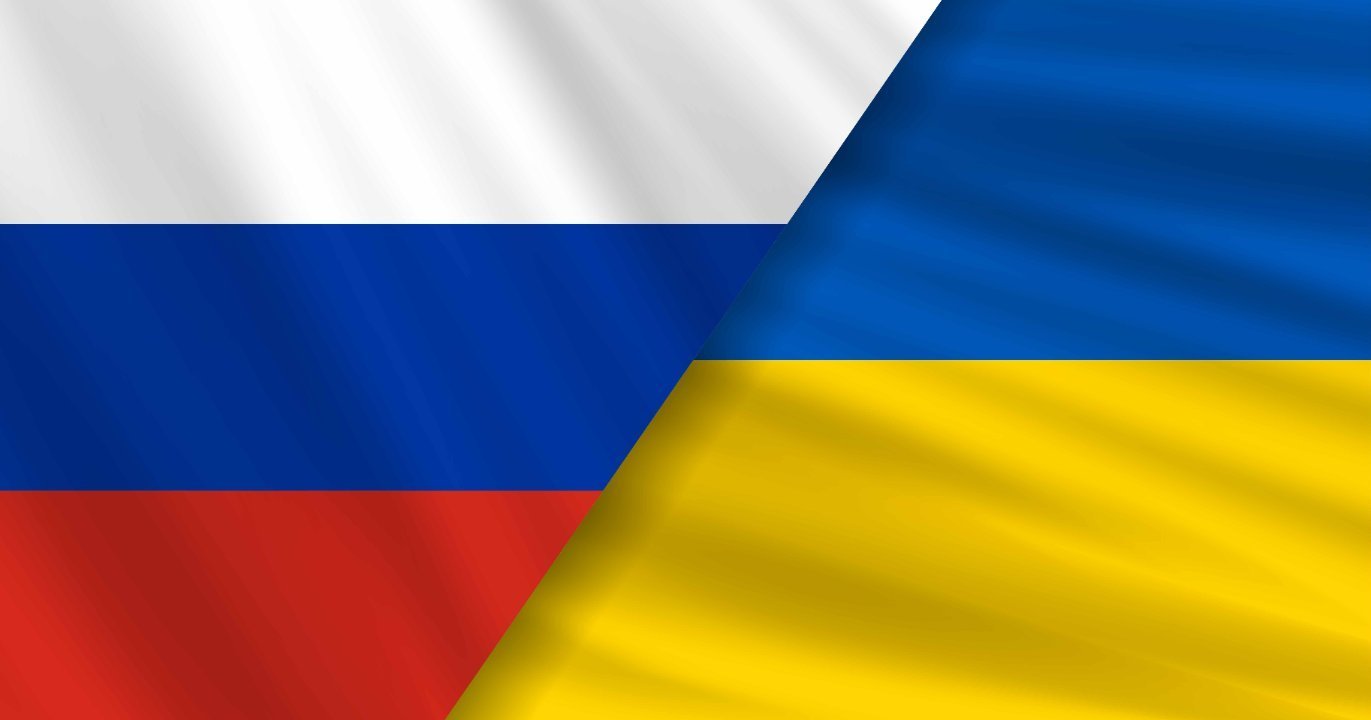 Quand les drones ukrainiens frappent deux fois : le pétrole russe brûle ...