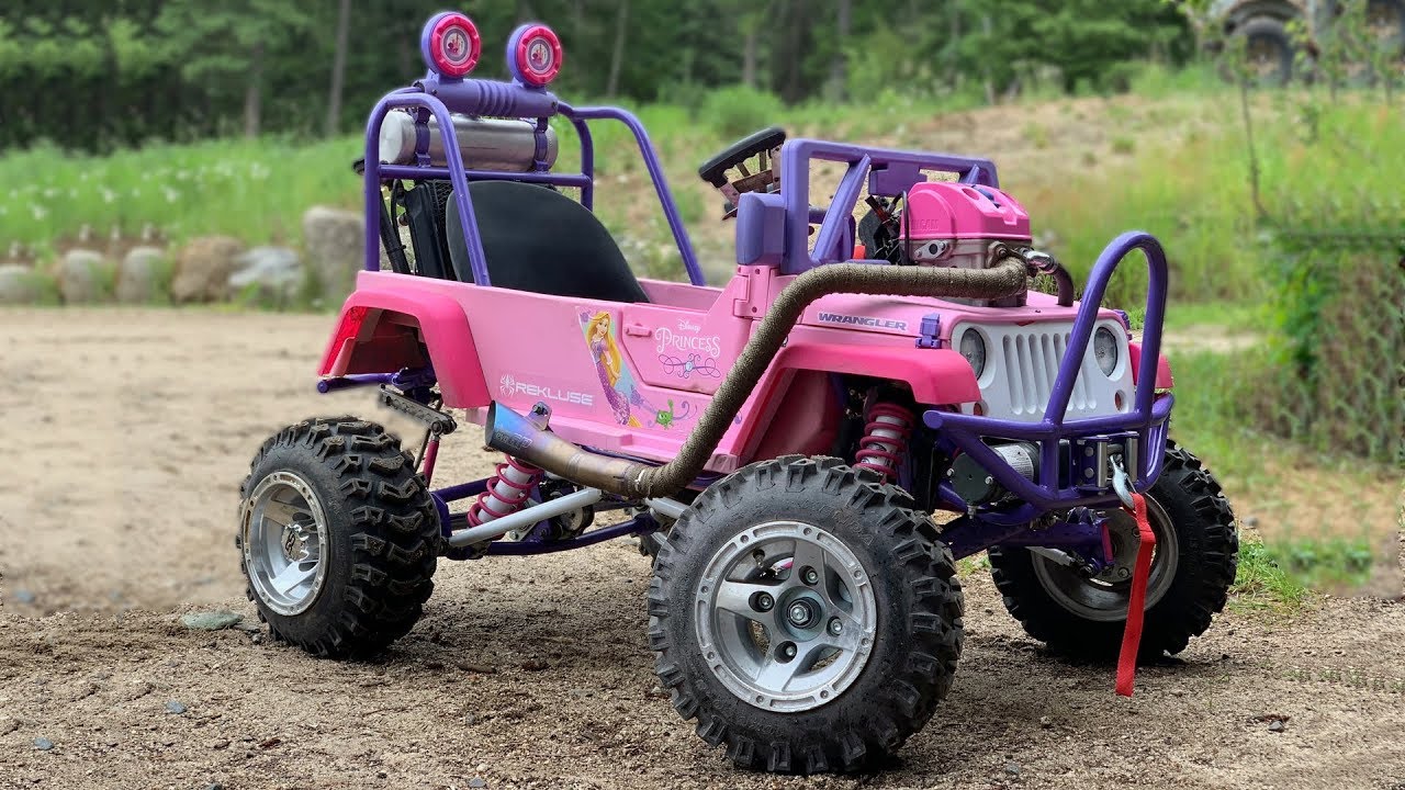 Building a 85 MPH Barbie Jeep In 10 Minutes Full Time Lapse