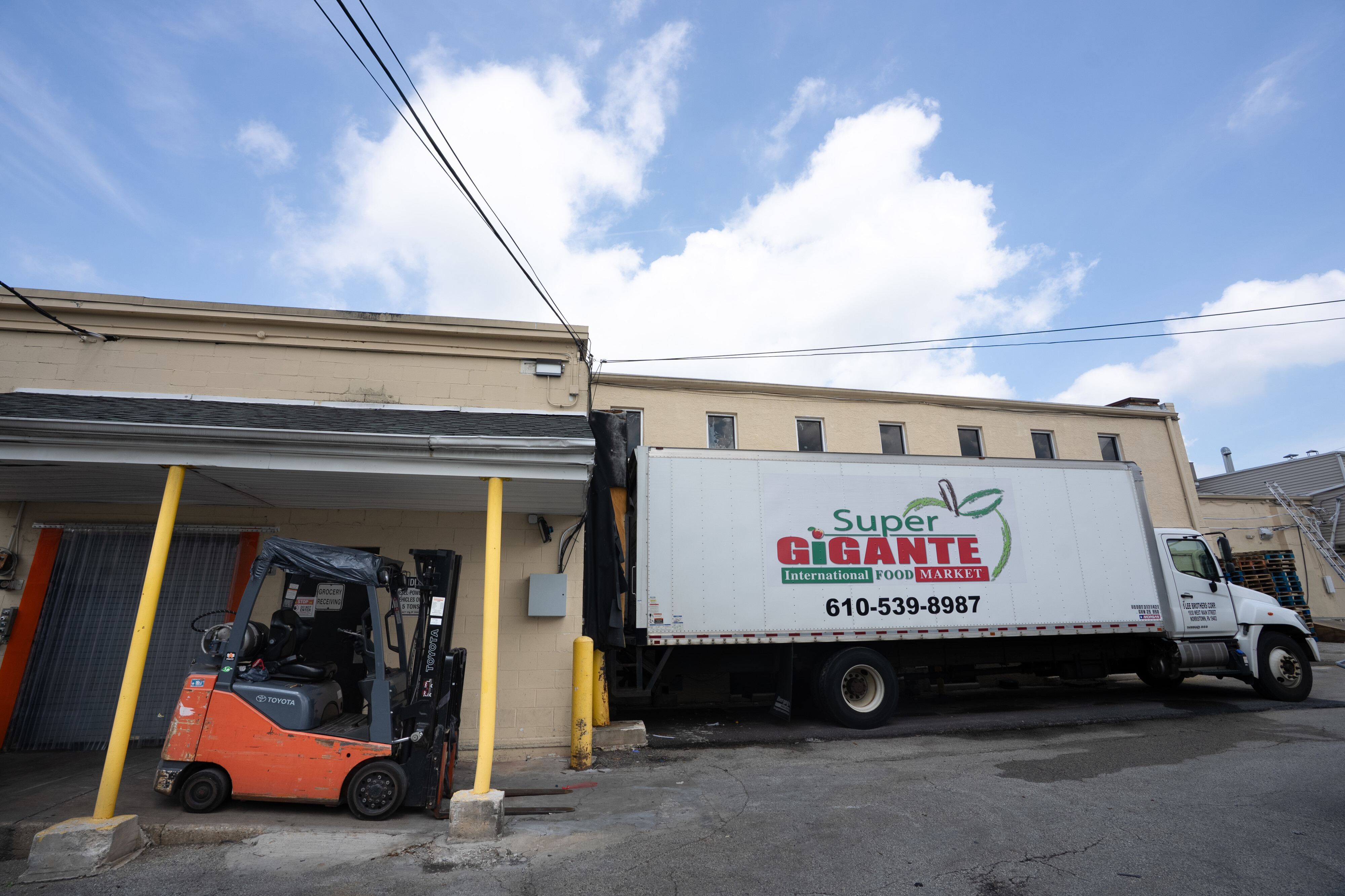 Montco immigration advocates urge all towns to limit collaboration with ...