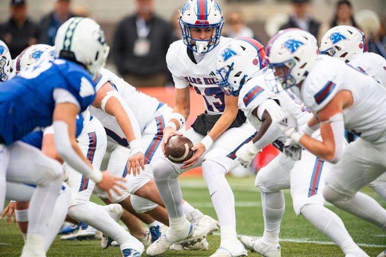 Mars Hill Bible outgains Bayside for AHSAA Super 7A Class 3A title