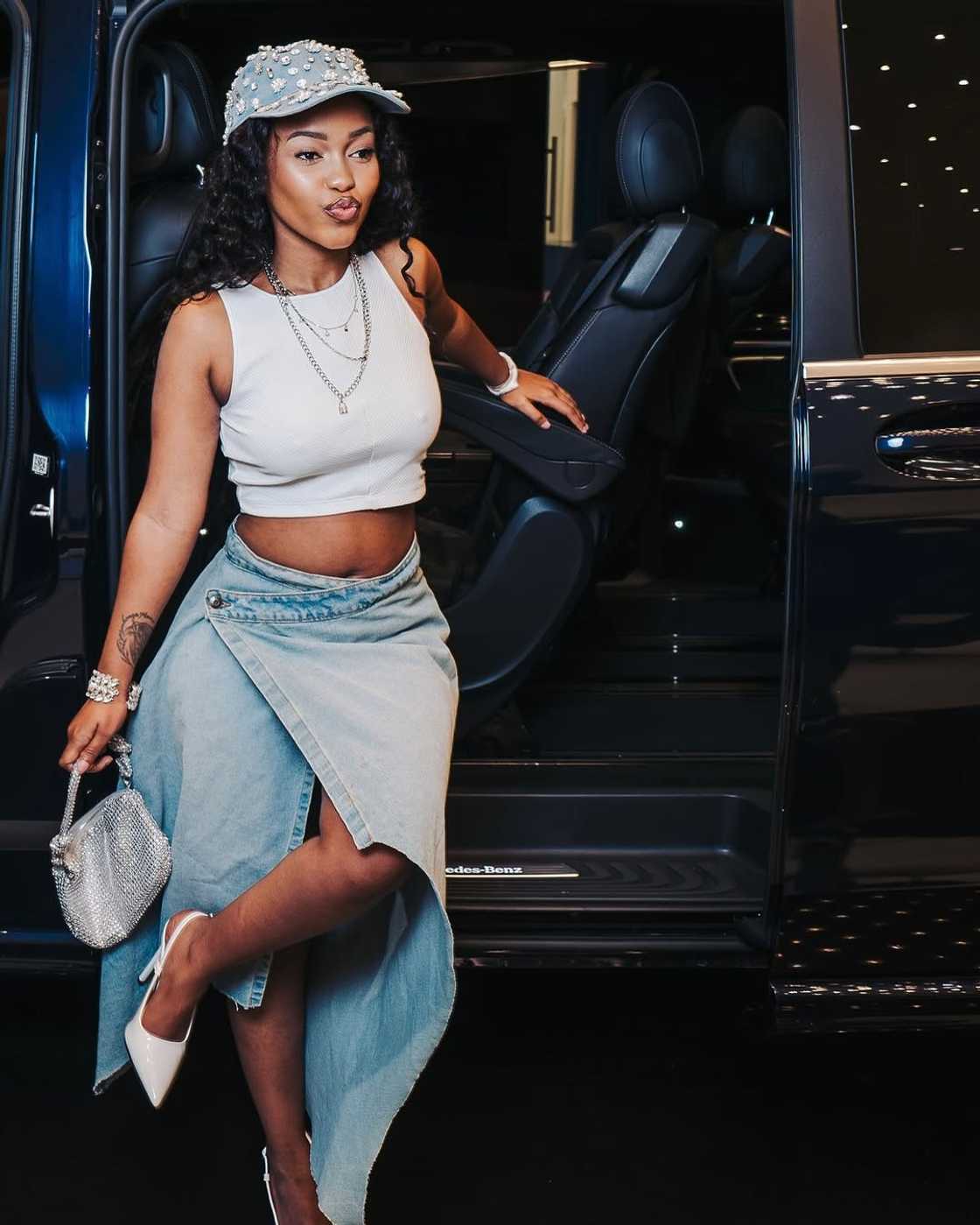 Zee Nxumalo makes history as Spotify SA’s most-streamed female artist ...