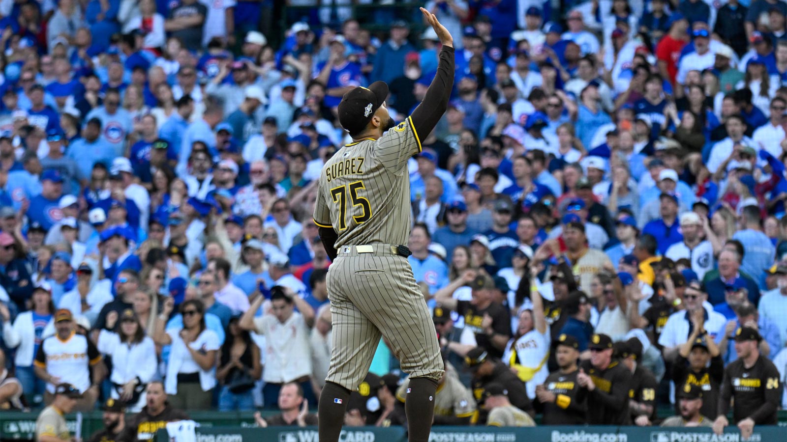 Dodgers rumors: Ex-Padres closer Robert Suarez emerges as free-agency ...