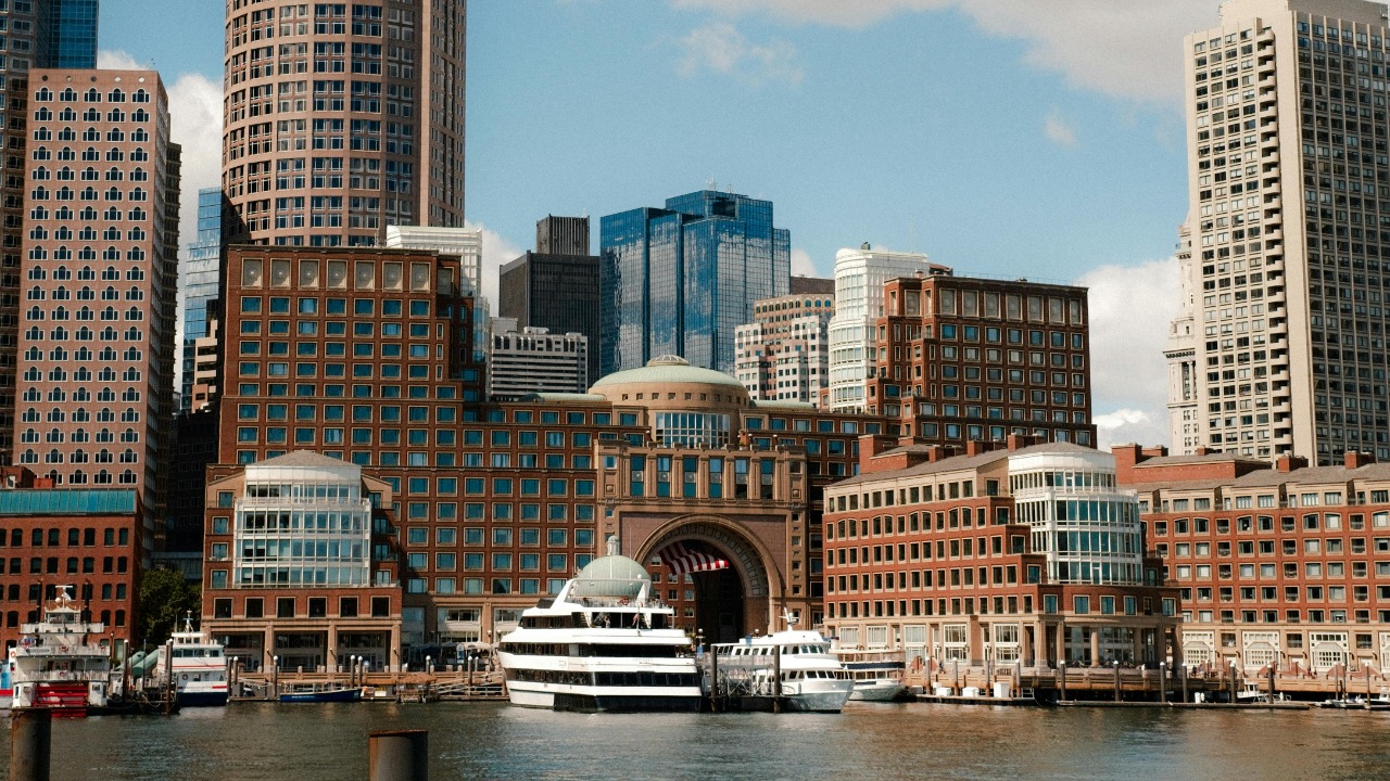 Boston rentals cool as landlords say they're willing to do anything