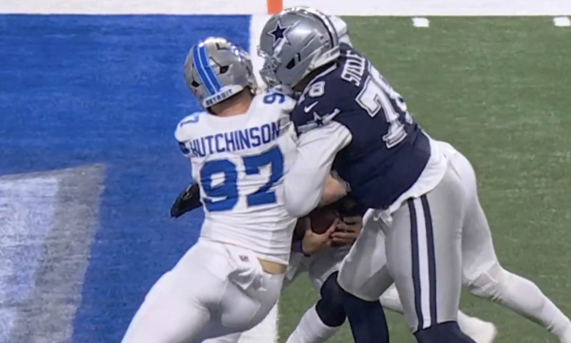 NFL rules guru explains why controversial safety call in Lions-Cowboys ...