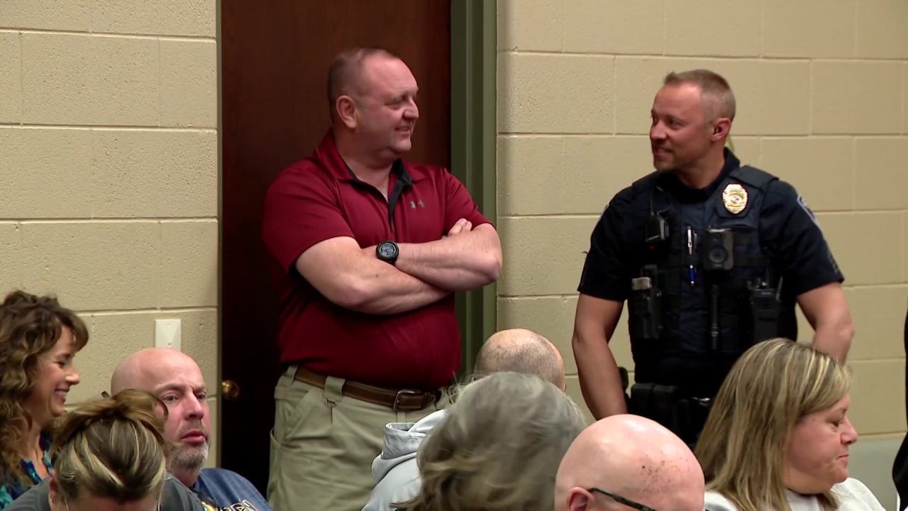 Officer sues South Haven, claiming retaliation in chief search