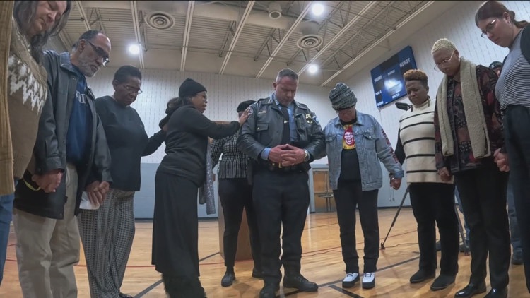 Minneapolis faith leaders unite against Trump's immigrant remarks about ...