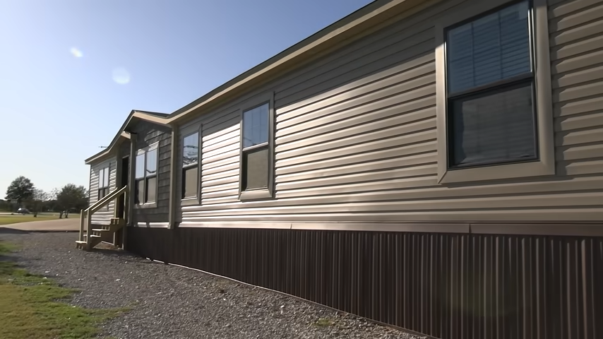 "Knight" by Buccaneer Homes | 4 bed, 2 bath mobile house tour