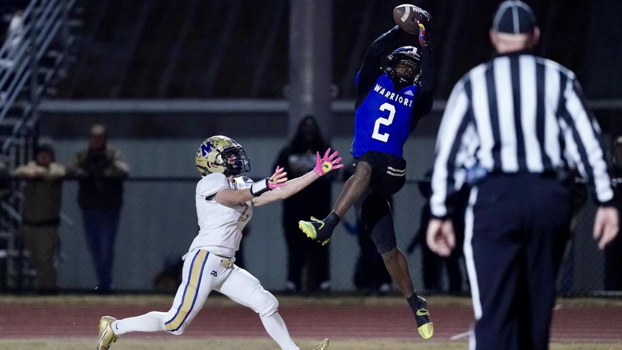 (1) Hunt football ends 21-year drought, downs (3) Northside in 5A East ...