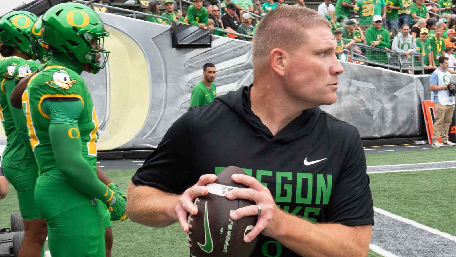 Oregon’s Tosh Lupoi, Will Stein 'haven’t changed' after taking head ...