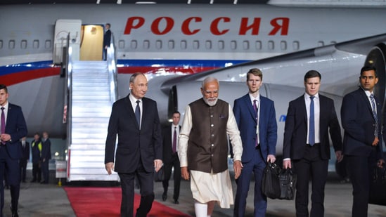 What is ‘Flying Kremlin’? Vladimir Putin's aircraft becomes most ...