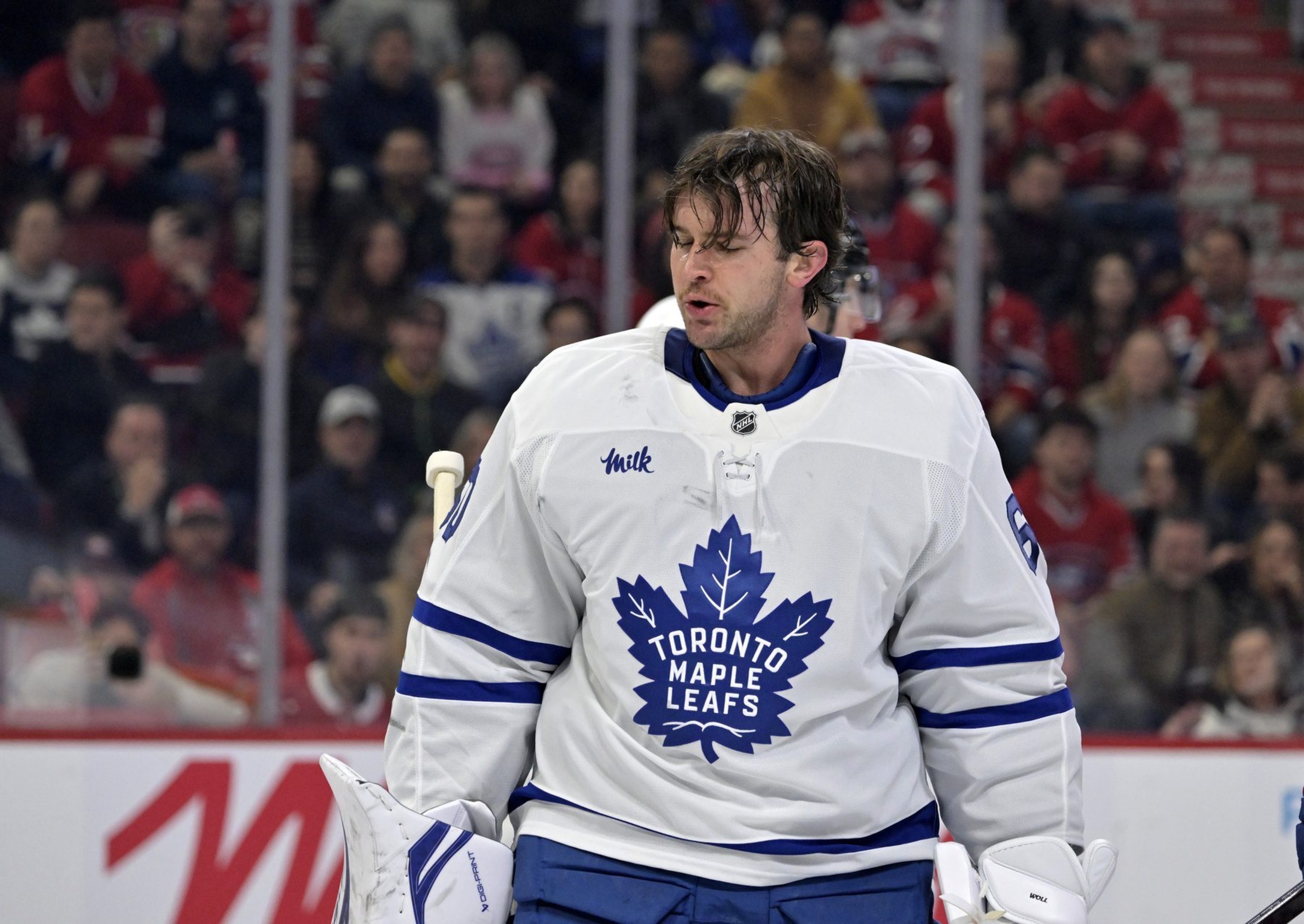 Leafs’ Joseph Woll leaves game with lower-body injury