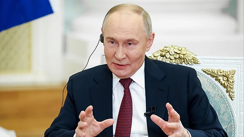 Putin vows Russia will take Donbas by force if Ukraine's troops will ...