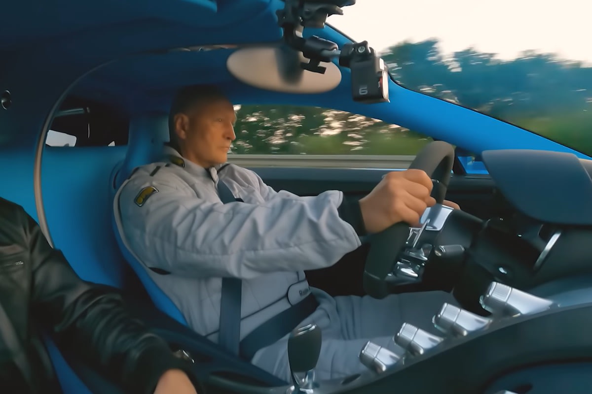 Billionaire pushes his Bugatti to 259 mph on a public road—and sparks ...