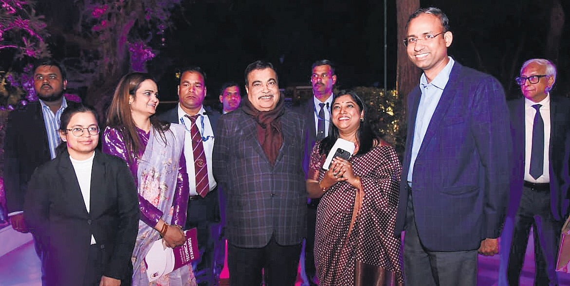 Minister Nitin Gadkari unveils AMTZ-designed purple building ...