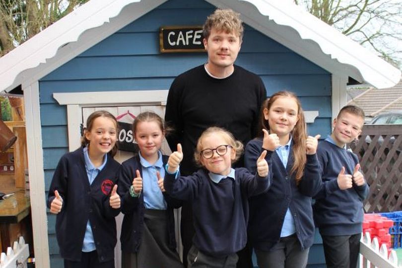 'Outstanding' Derbyshire school named best primary in the East Midlands ...