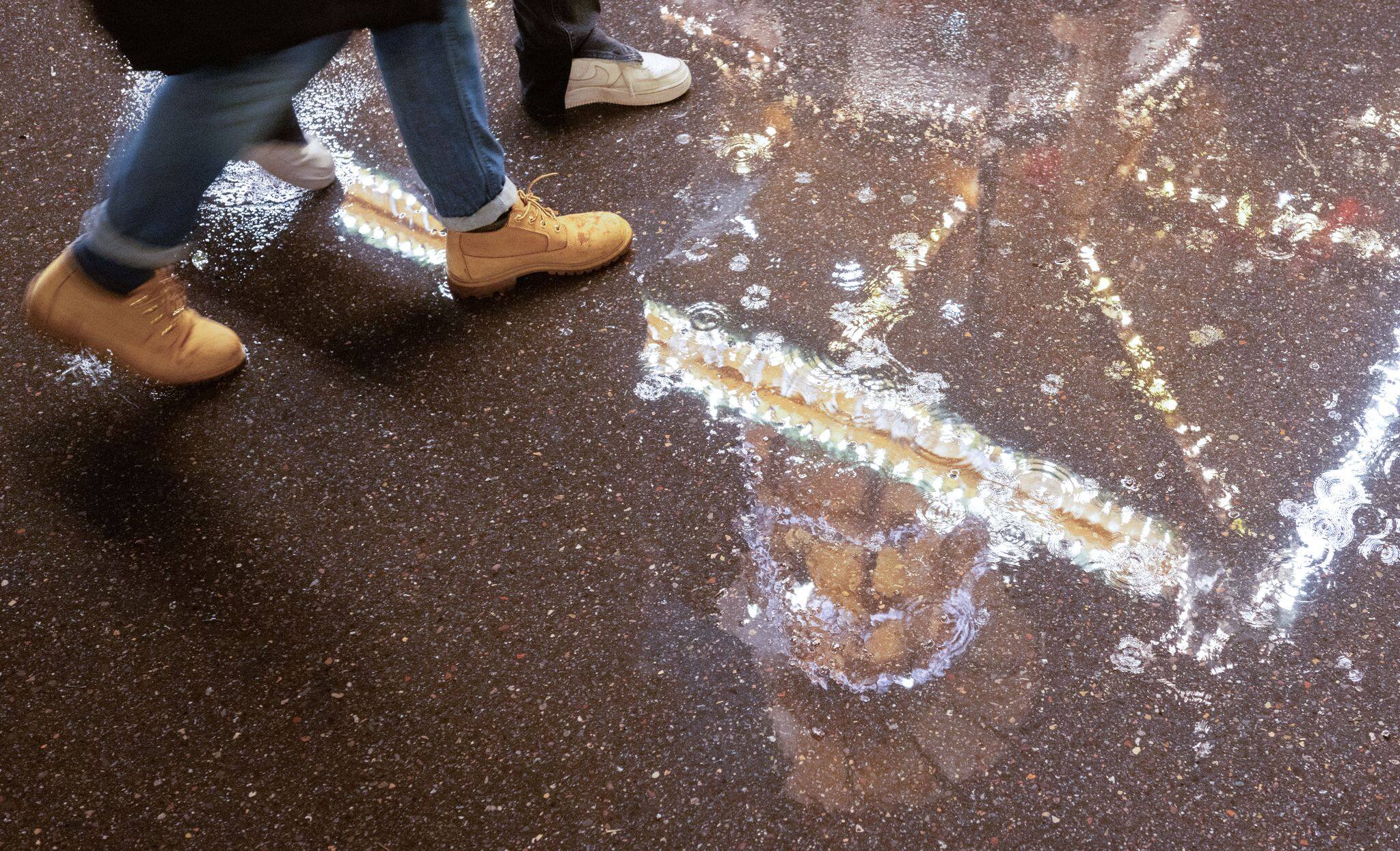 Regen statt Winterzauber: Adventssonntag mit bis zu 13 Grad