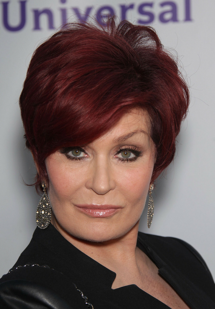 This is alarming! Sharon and Kelly Osbourne break silence with first red carpet return, fans are ...