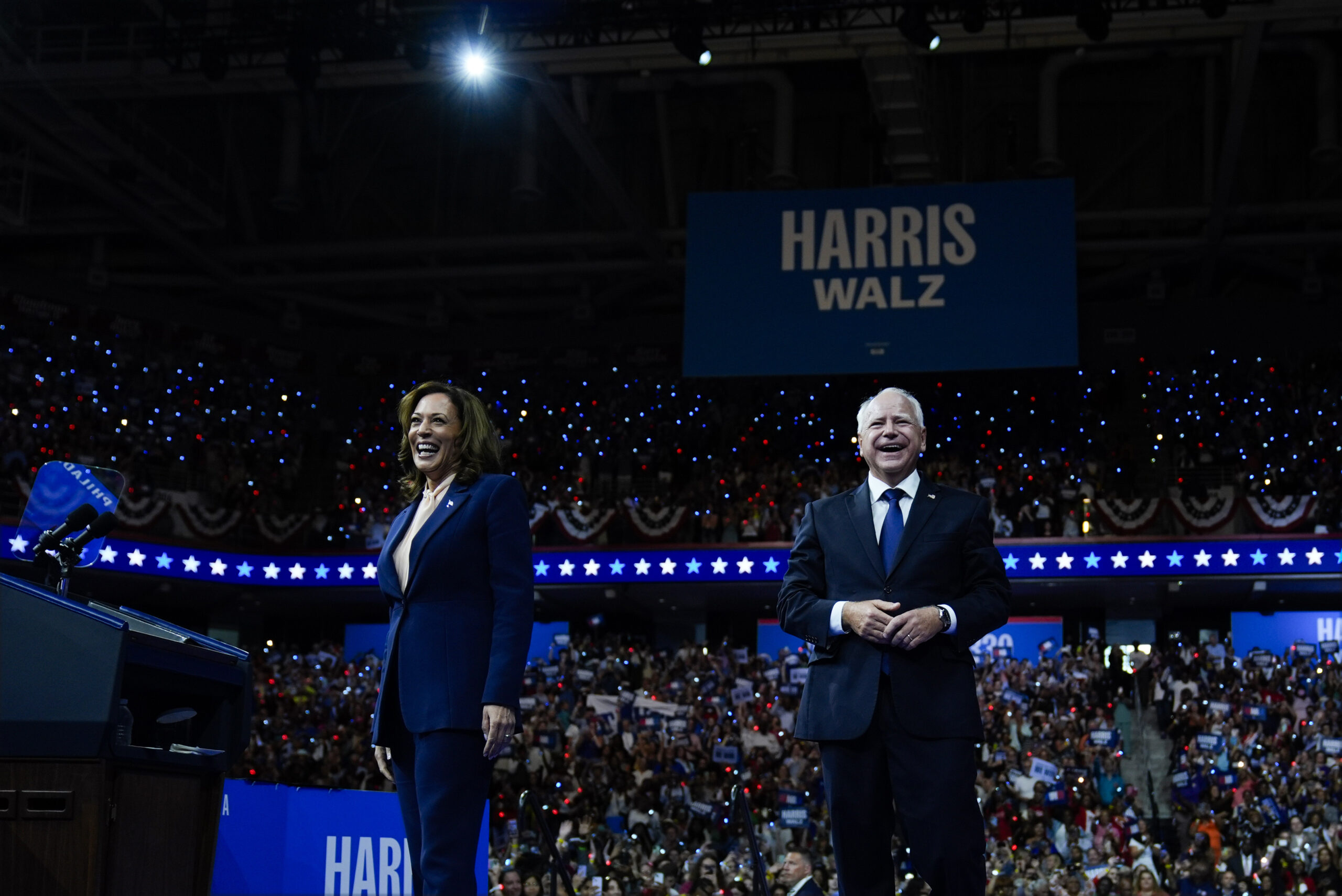 Kamala Harris and Tim Walz are 'together again' after Mike Lindell ...
