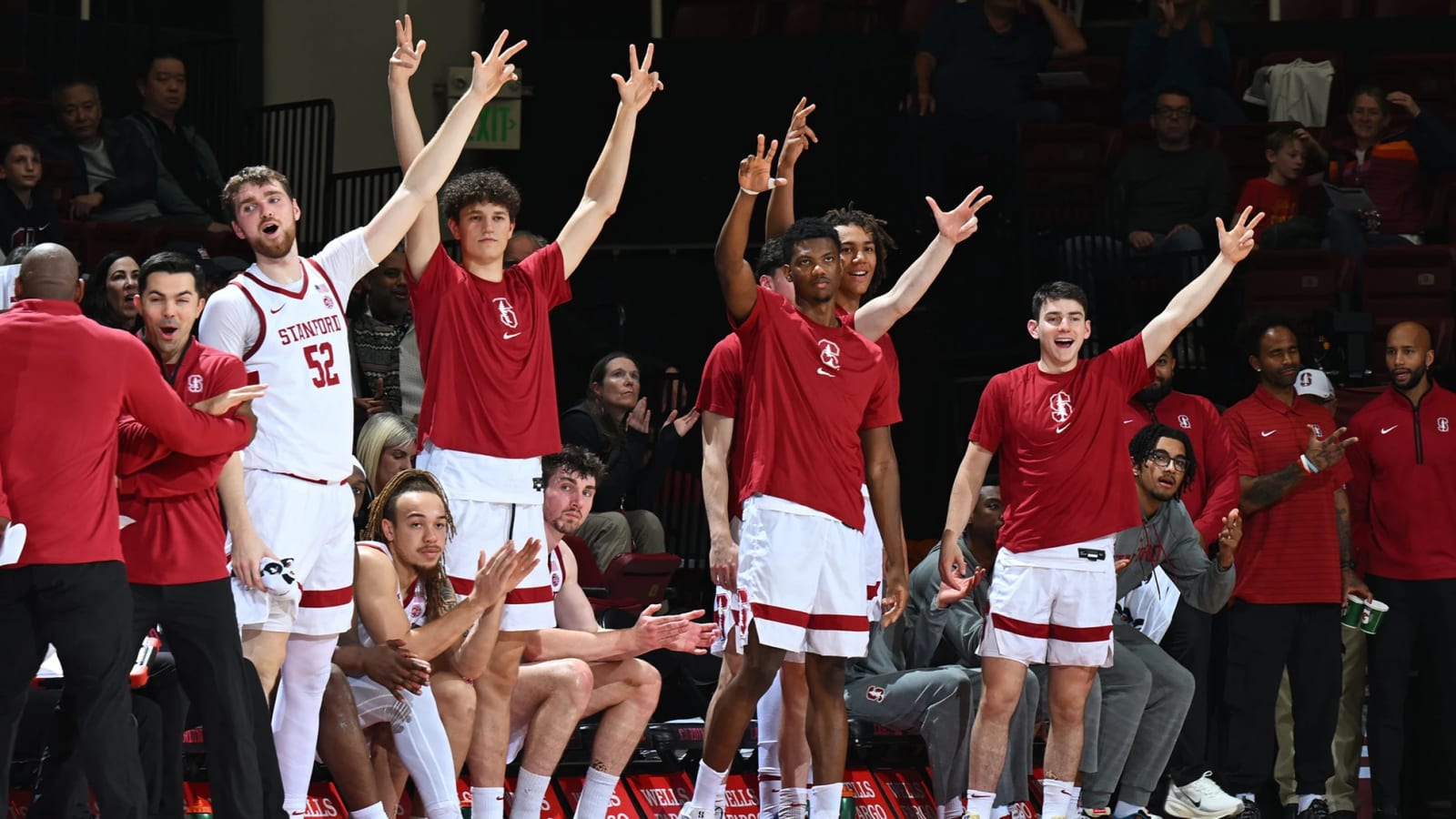 Recap: Stanford men’s basketball dominates Portland with balance