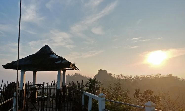 10 wisata syahdu daerah Kulon Progo Yogyakarta, apa saja?