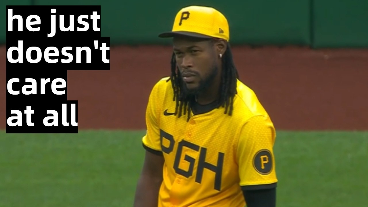 We just saw an outfielder let a ball get past him, then refuse to go ...