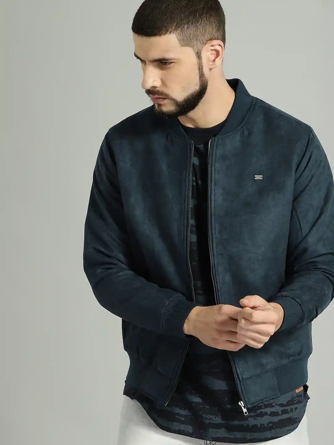 Men’s jackets to grab this end of reason sale!