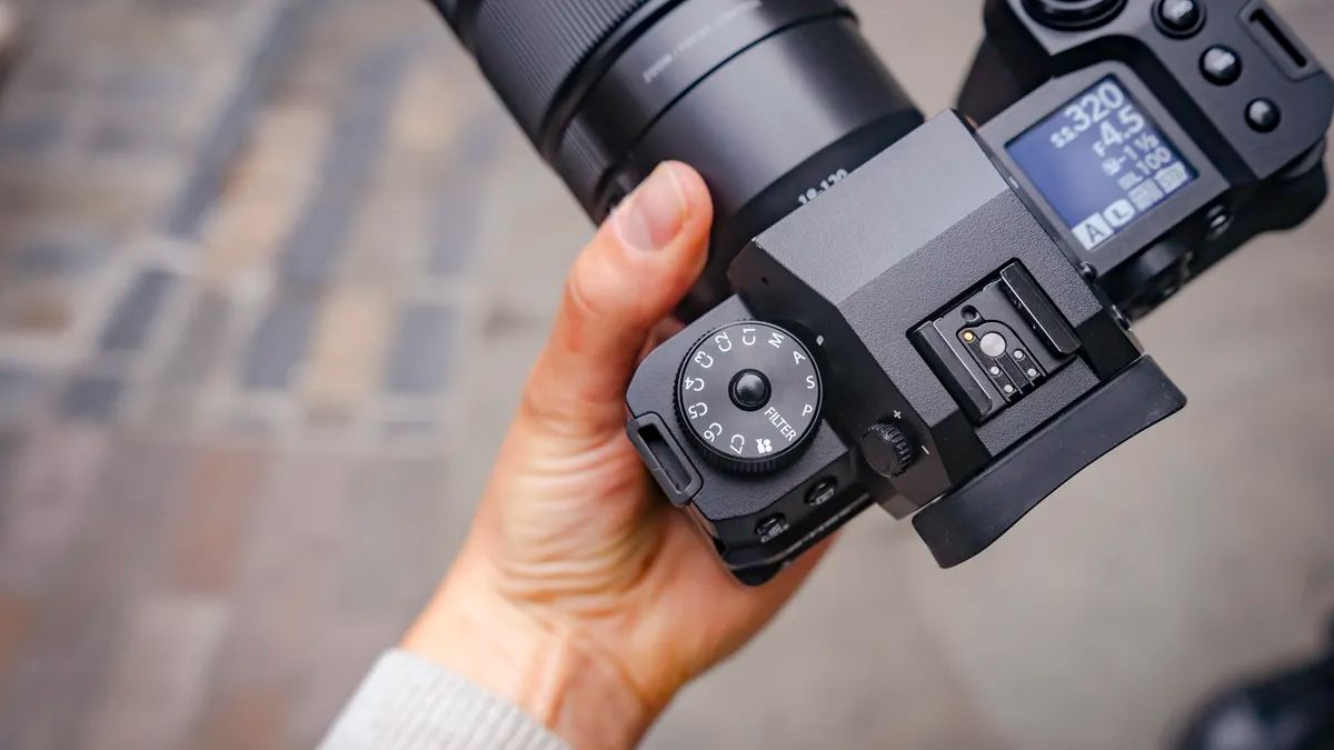 Fresh firmware alert: Fujifilm's X-series cameras and FT-HX file ...