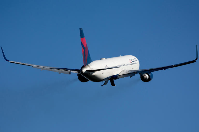 A New York to Scotland flight got all the way across the Atlantic ...