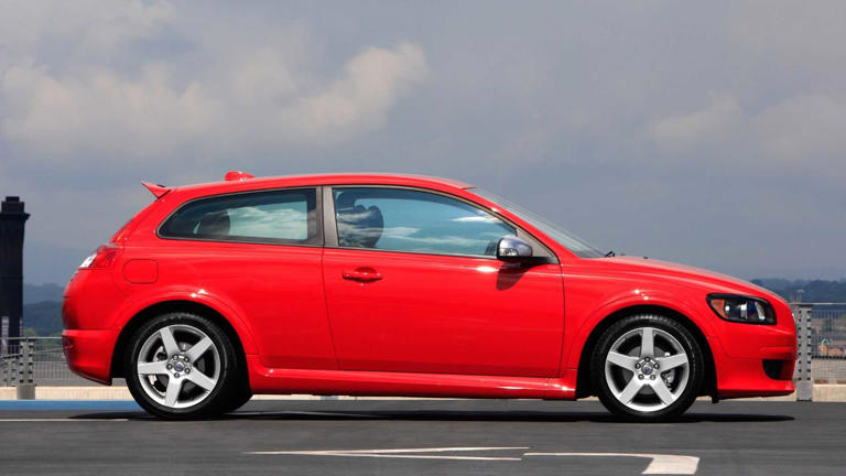 The most underrated hot hatch of the 2000s is actually a Volvo