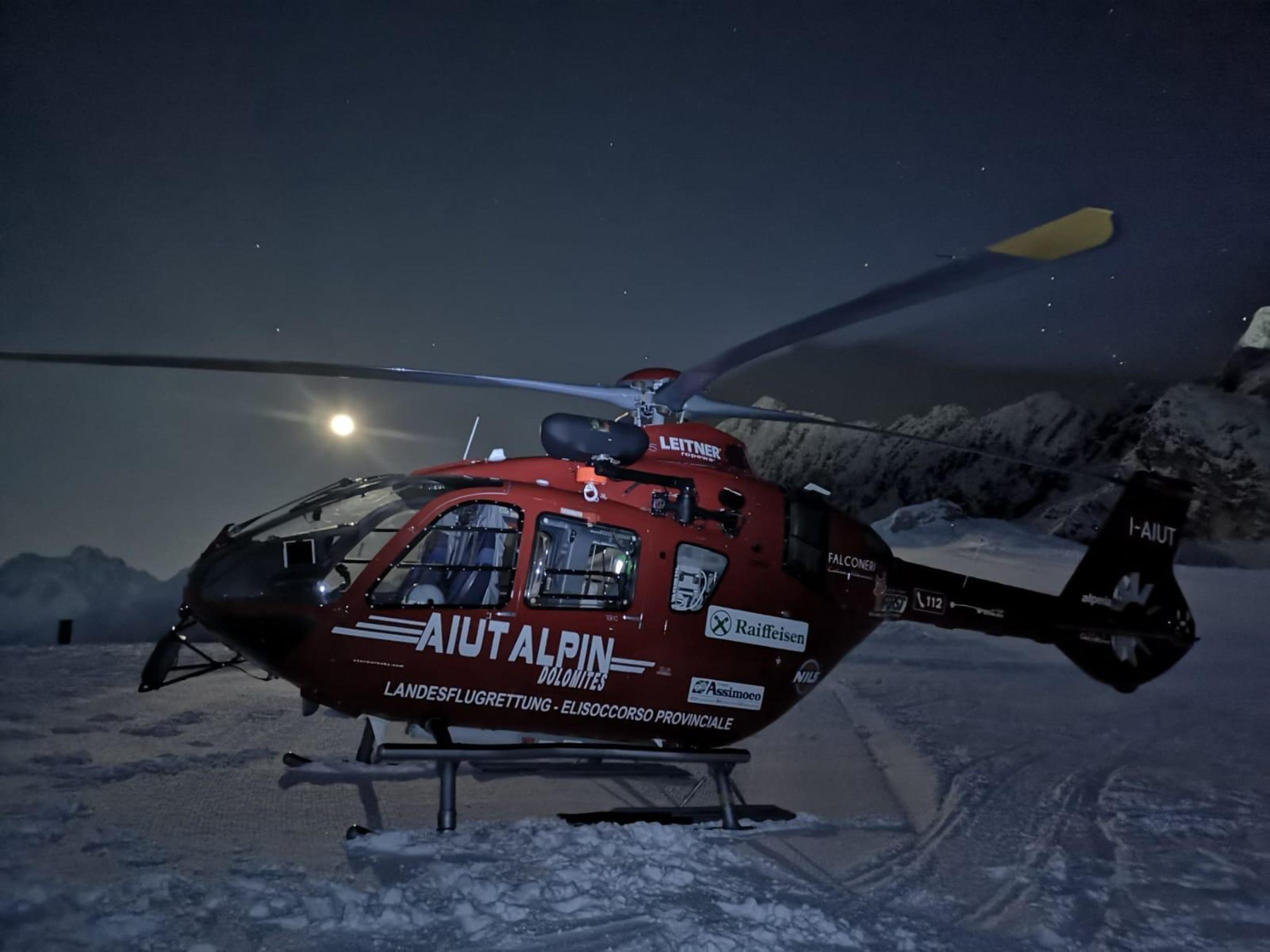 Torna a volare l'Aiut Alpin, l'inverno scorso 564 interventi