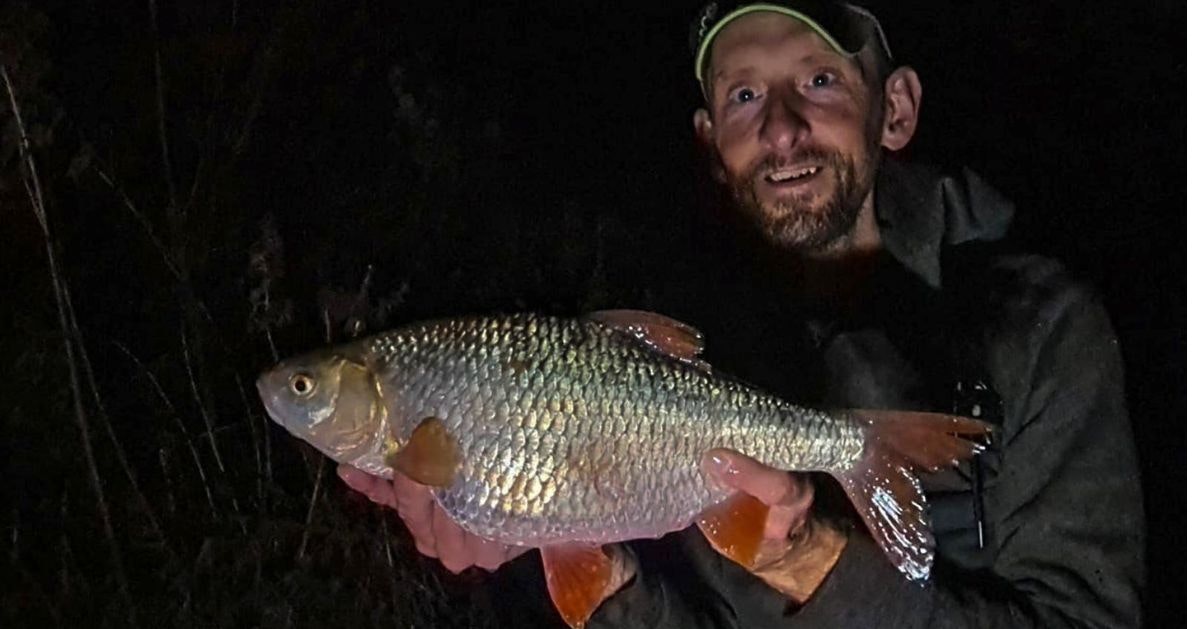 Giant 4lb roach caught within ounces of record