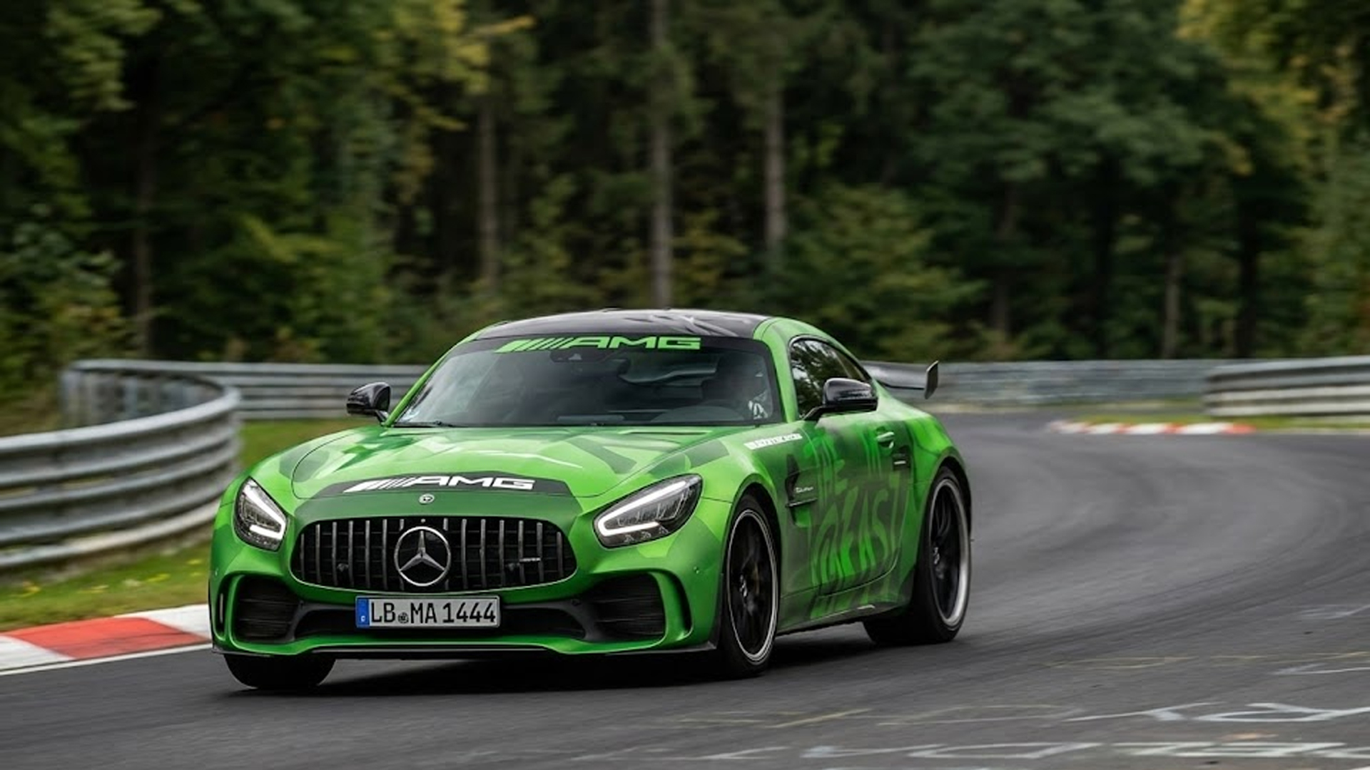 What makes Touristenfahrten so addictive?