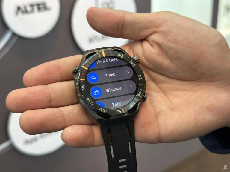 Soon, you can control your Proton from a Huawei smartwatch — just tap ...