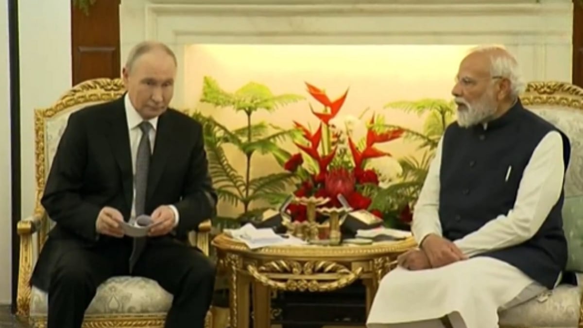 'India not neutral, on the side of peace': PM Modi tells Russian ...