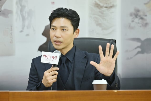 Ji Seung-hyun time travels to Battle of Salsu