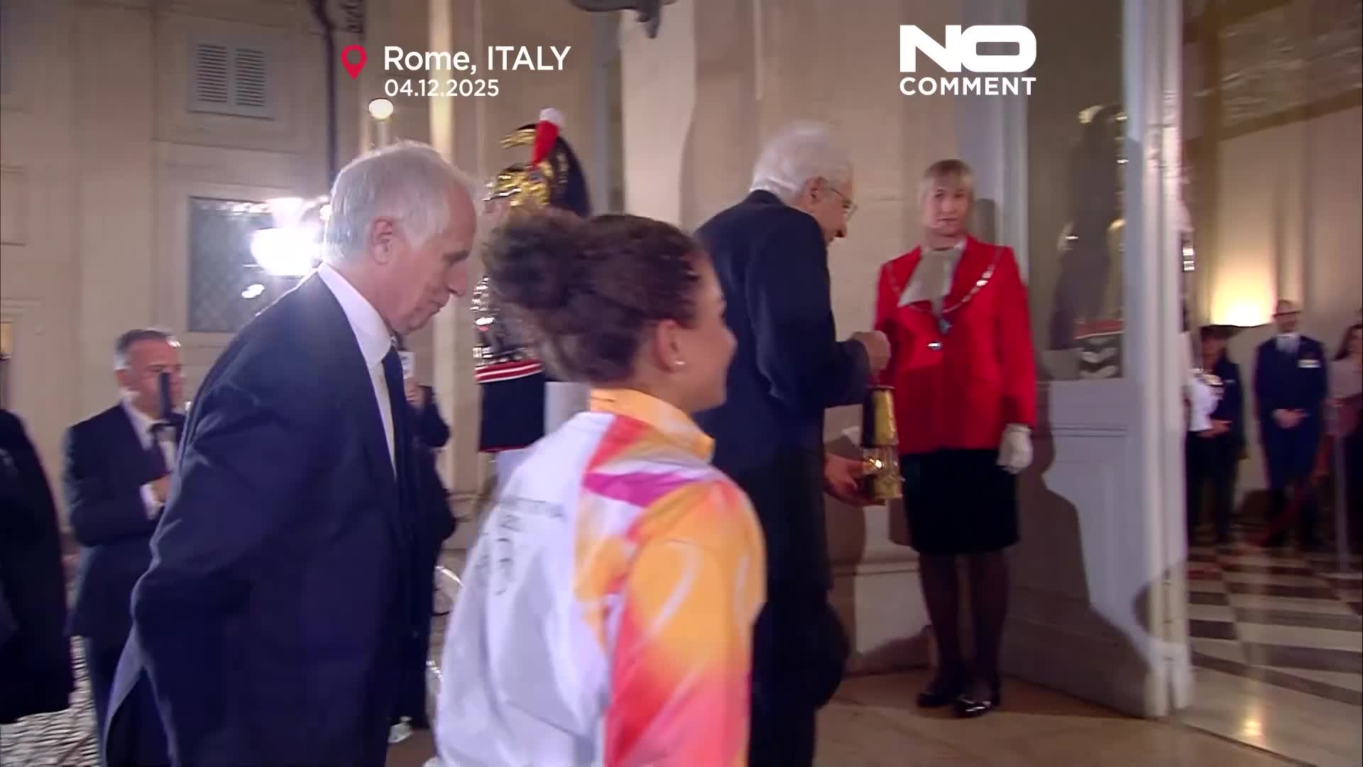 Η Ολυμπιακή φλόγα του Μιλάνο-Κορτίνα 2026 φτάνει στη Ρώμη